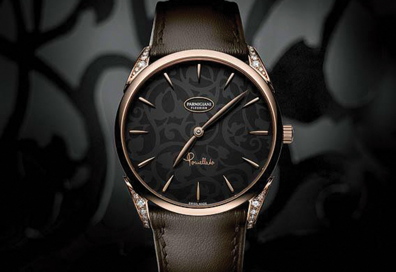 TRENDS: Oval Watches