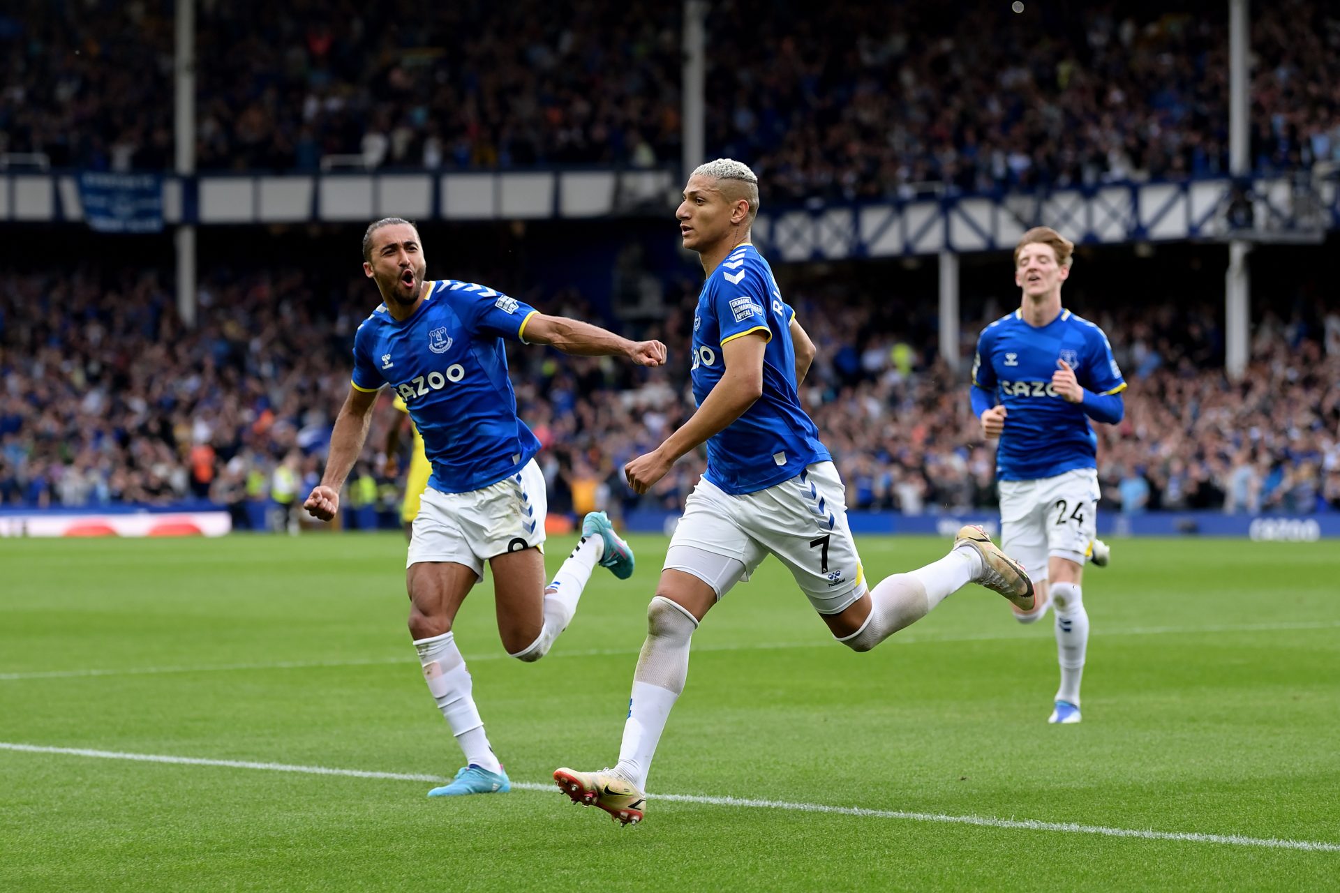 Christopher Ward Kicks-off Global Timing Partnership With Everton ...